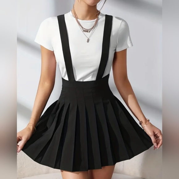 Skirts | Nwot Black Pleated High Waist Cross Back Hidden Side Zip ...